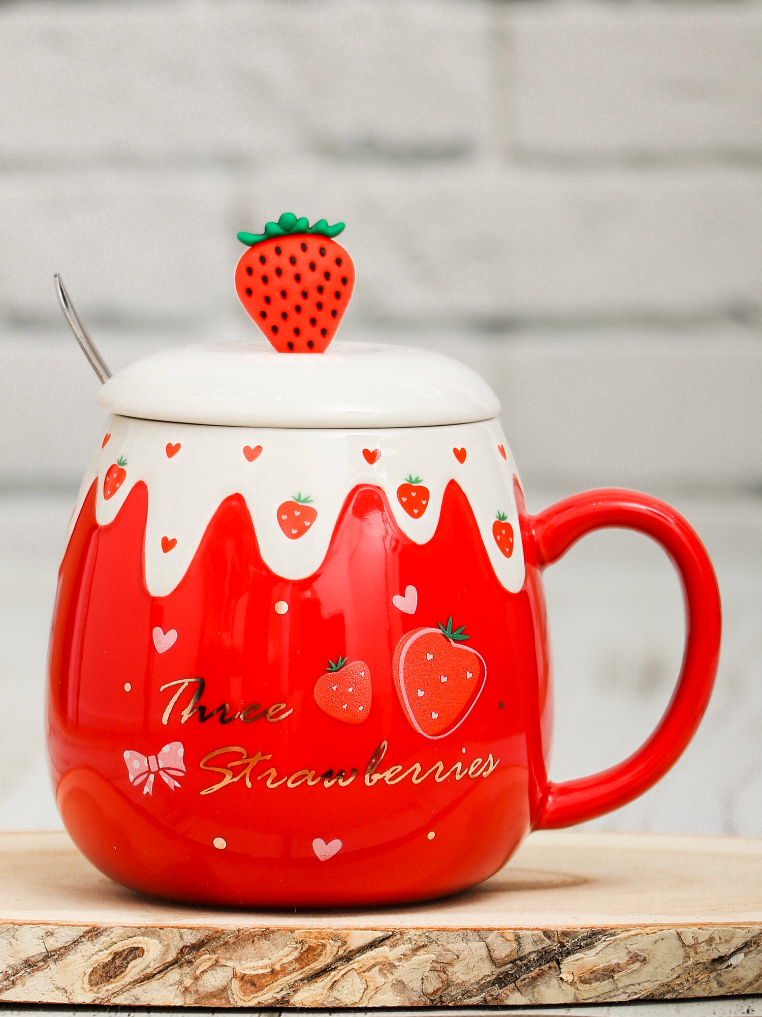 Кружка для чая "Клубника со сливками" красная 490 мл, с крышкой, ложкой, женская, детская, подарочная на новый год