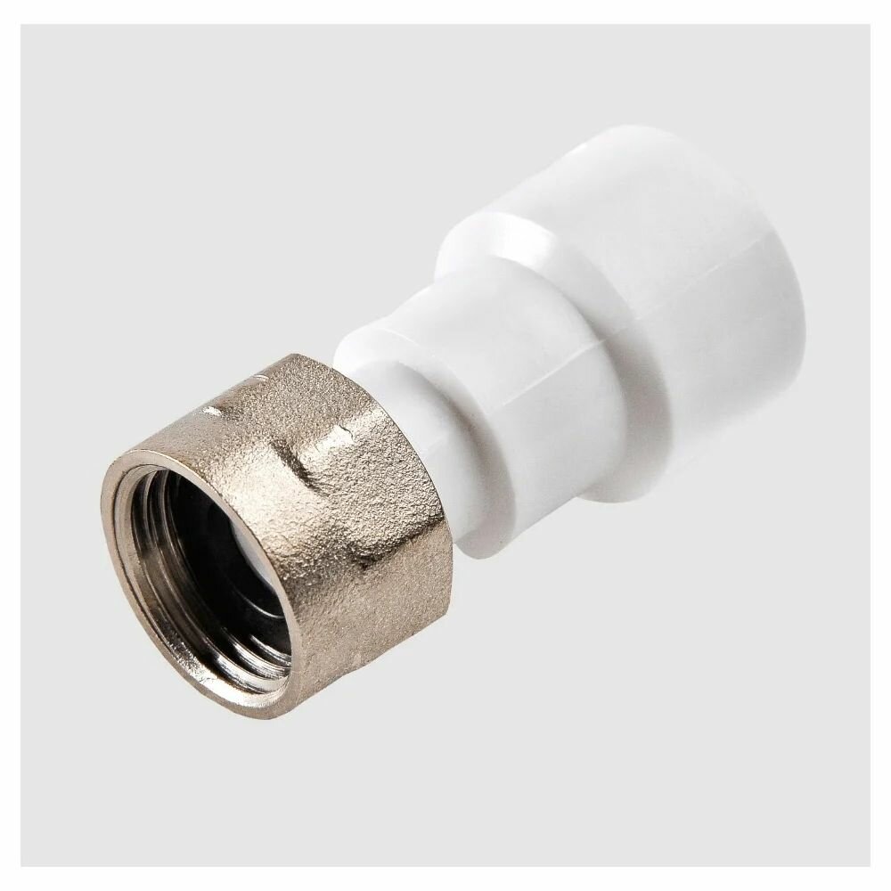 Муфта РВК ПП с накидной гайкой D20-1 020601