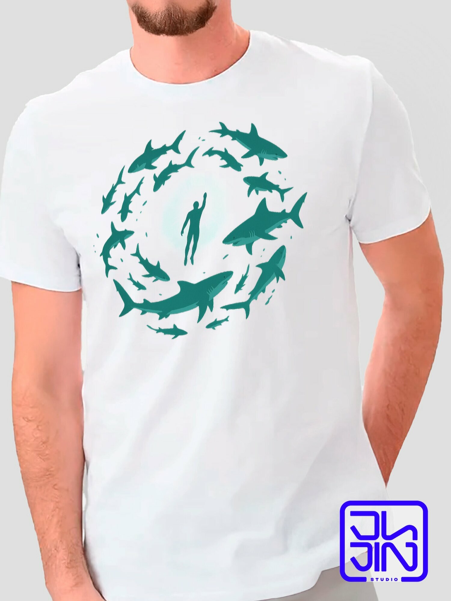 Футболка классическая мужская с авторским принтом Минималистичная бирюзовая композиция с акулой и дайвером в белом океане, белый хлопковый трикотаж с прикольным рисунком на груди