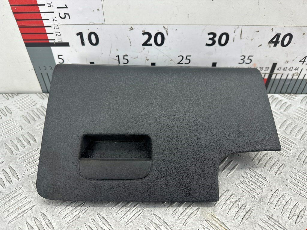 Крышка бардачка Volkswagen Tiguan 1 5M2858719F арт. 2269532