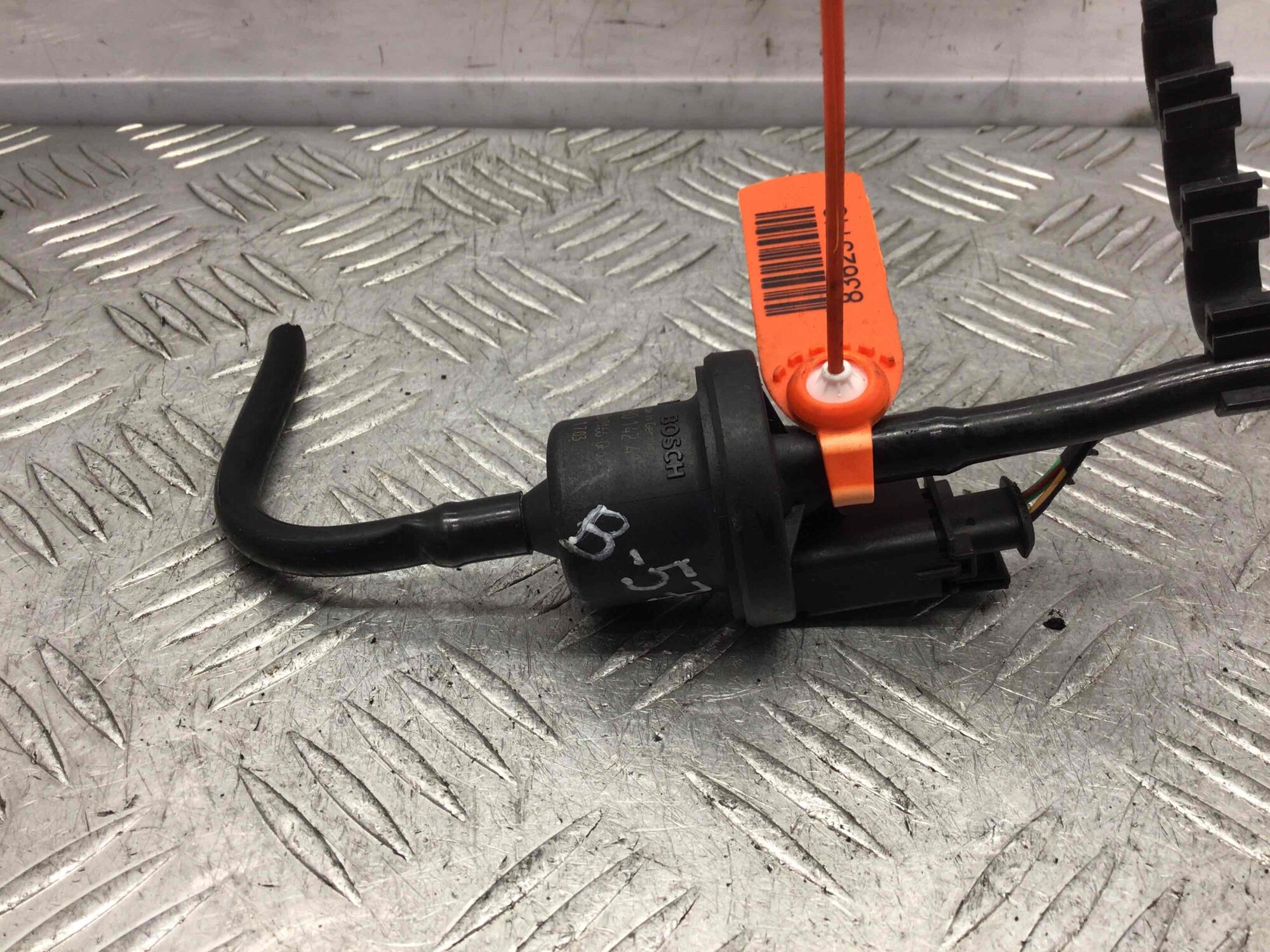 Б/У Клапан вентиляции топливного бака Ford C-MAX 1 поколение (2003-2007) 2003 г.