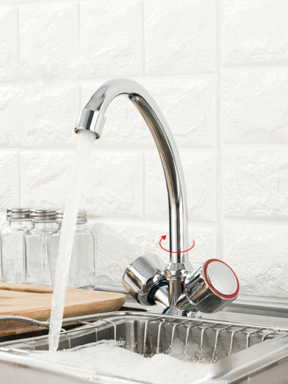 Смеситель для кухни с поворотным изливом, Frud