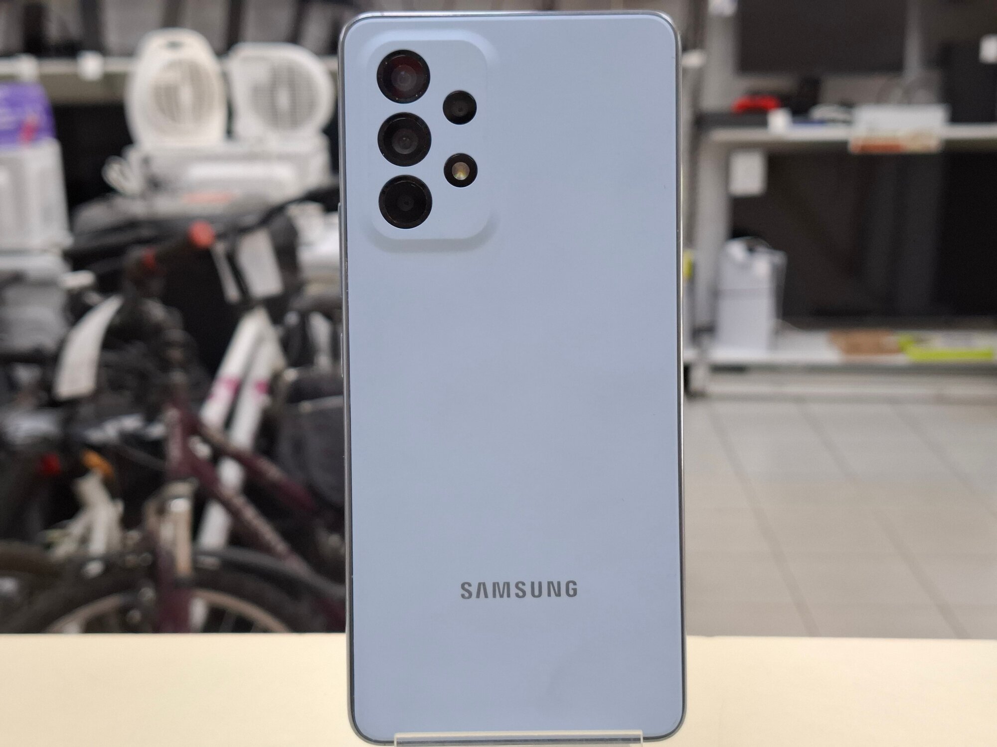 Смартфон Samsung Galaxy A53 5G 8/256 ГБ, Dual nano SIM, голубой, (Б/У), уценка, игровой