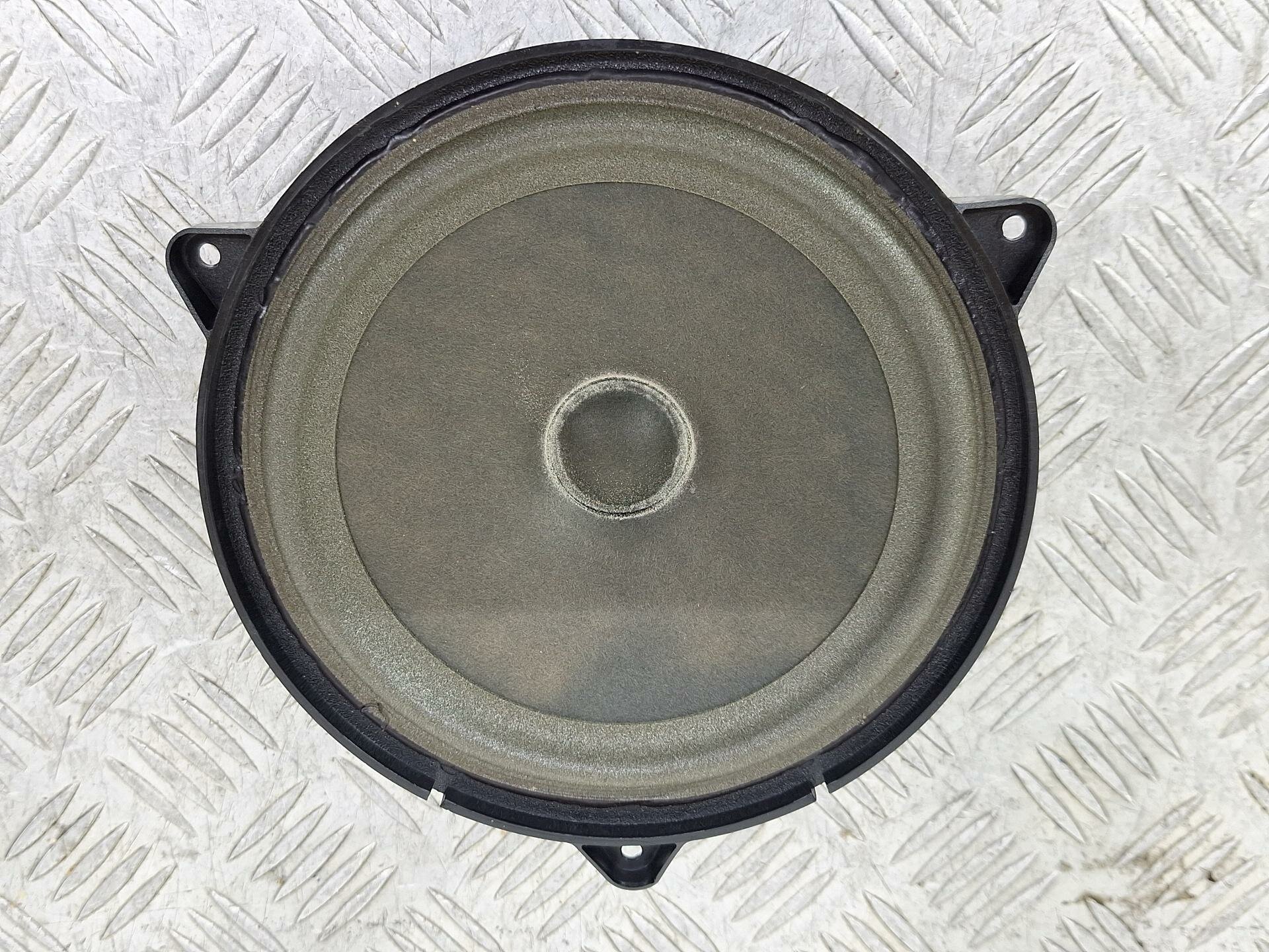 Динамик двери передней правой Audi A6 C5 рест. (2001 - 2005) 4B0035411