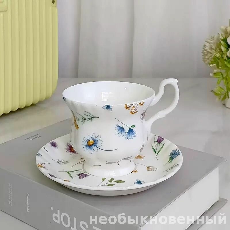 Эксклюзивная кружка Алиса в стране чудес для коллекционного подарка