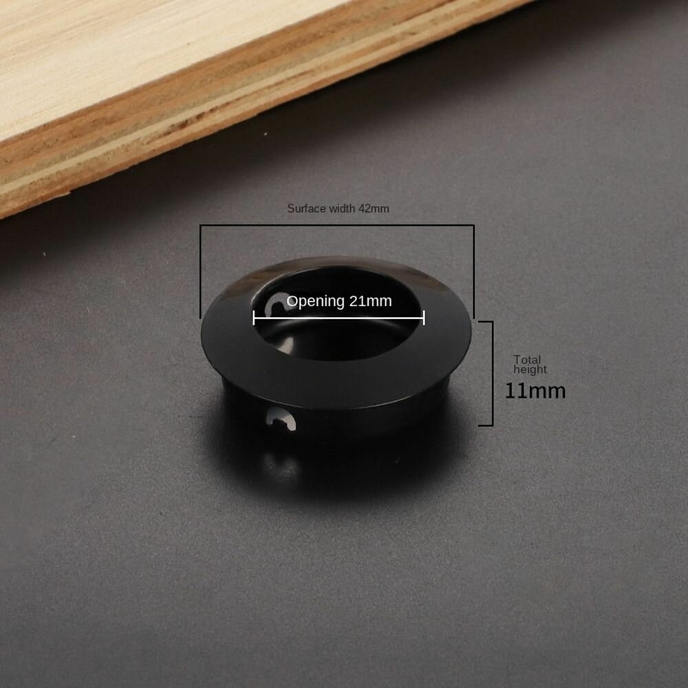 Утопленная ручка двери