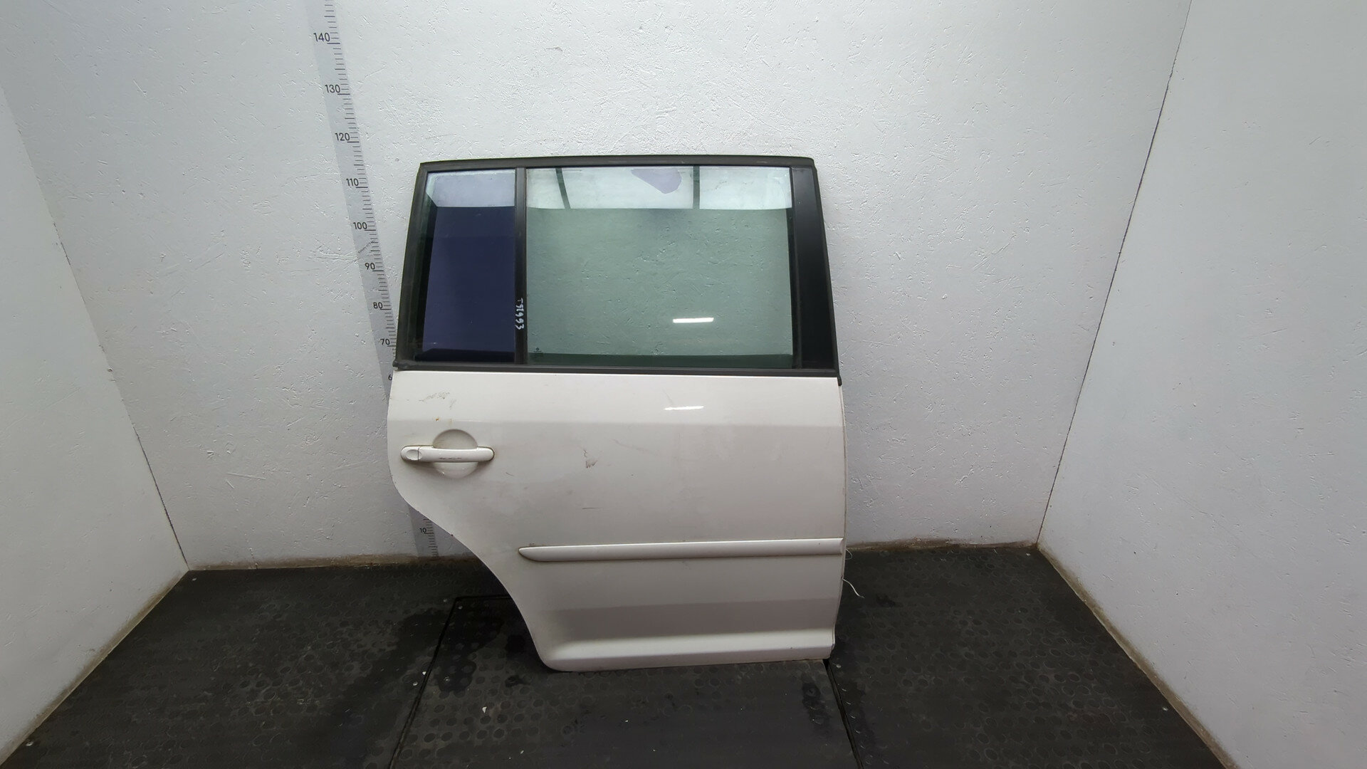 Дверь боковая (легковая) правая задняя Volkswagen Touran Б/У