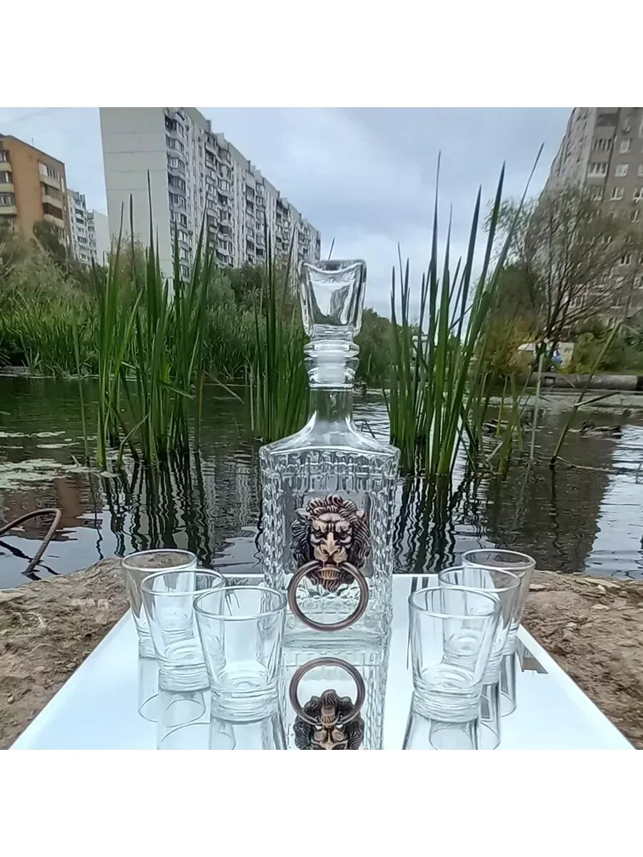 Графин граненый большой Лев 500мл+ 6 стопок 50мл