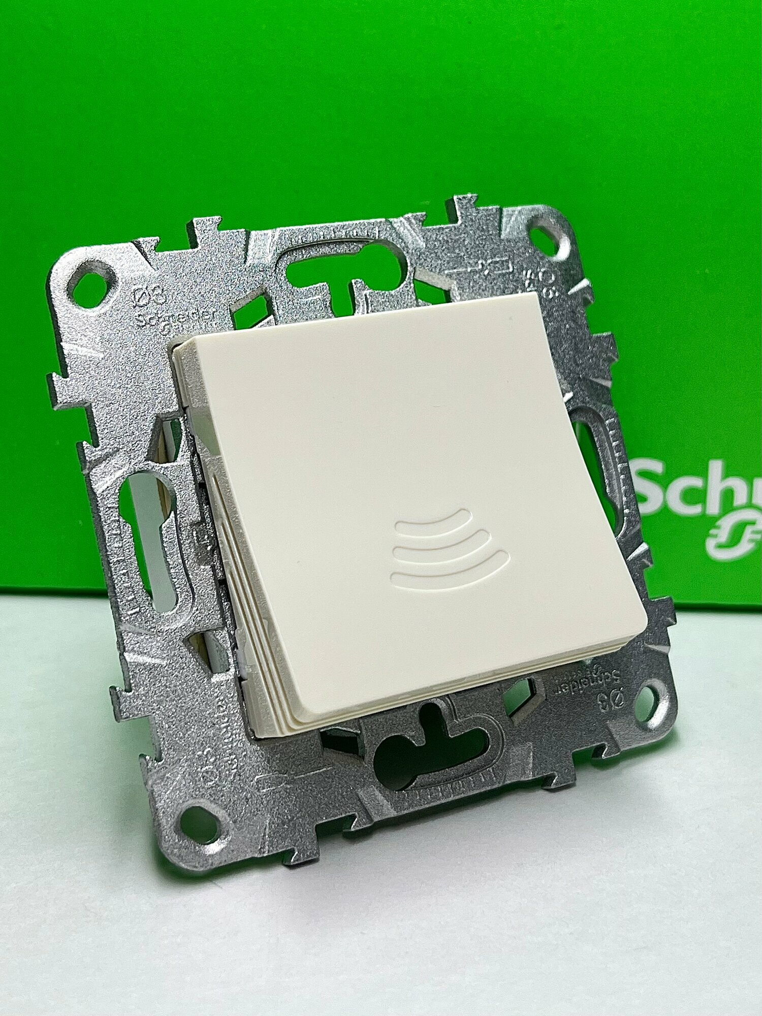 Schneider electric NU578644 UNICA NEW звонок электронный, 70 дБ/ 1 м, бежевый