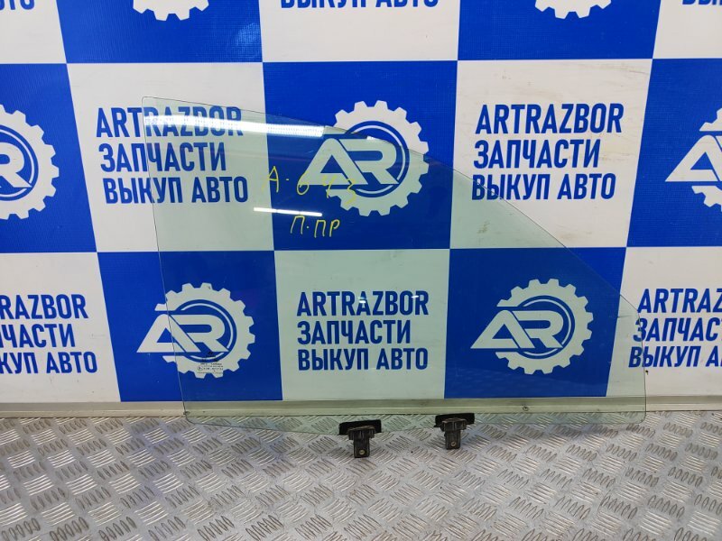 Б/У Стекло двери передней правой Hyundai Sonata 4 EF / Хендай Соната 4 EF 2.0 G4GC 137 Л.С 2007