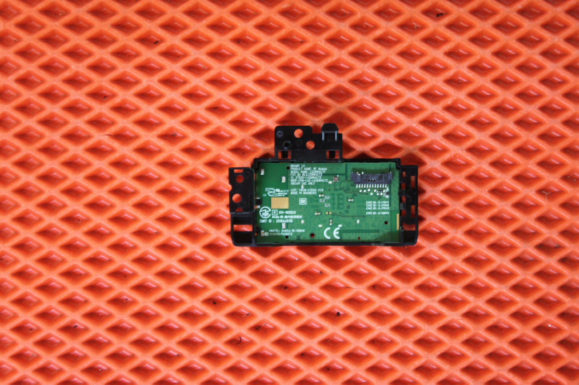 Модуль (WI-FI) LGSBWAC72 для телевизора LG 43UK6200PLA-UXO2 в надёжной упаковке