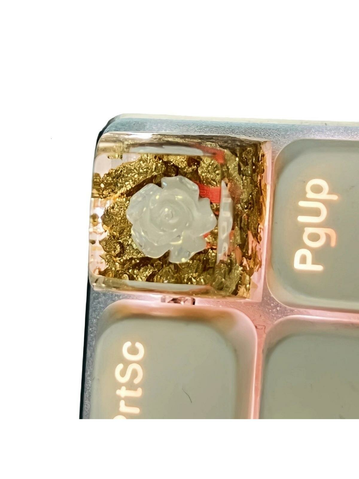 1 Механическая клавиатура из смолы, изготовленная вручную, с прозрачной подсветкой и клавишами с изображением камелии в 3D — одиночная деталь — белый цветок с золотой фольгой