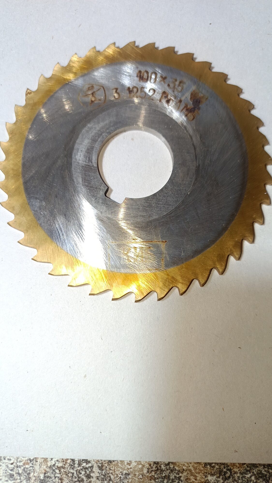 Фреза дисковая отрезная Ф100х3,5х27 тип 3 Р6М5 1252 z=40