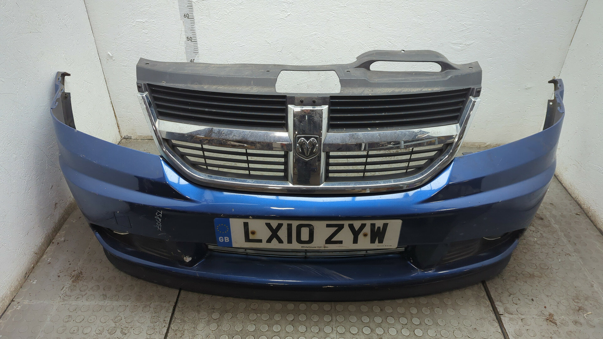Бампер передний Dodge Journey Б/У
