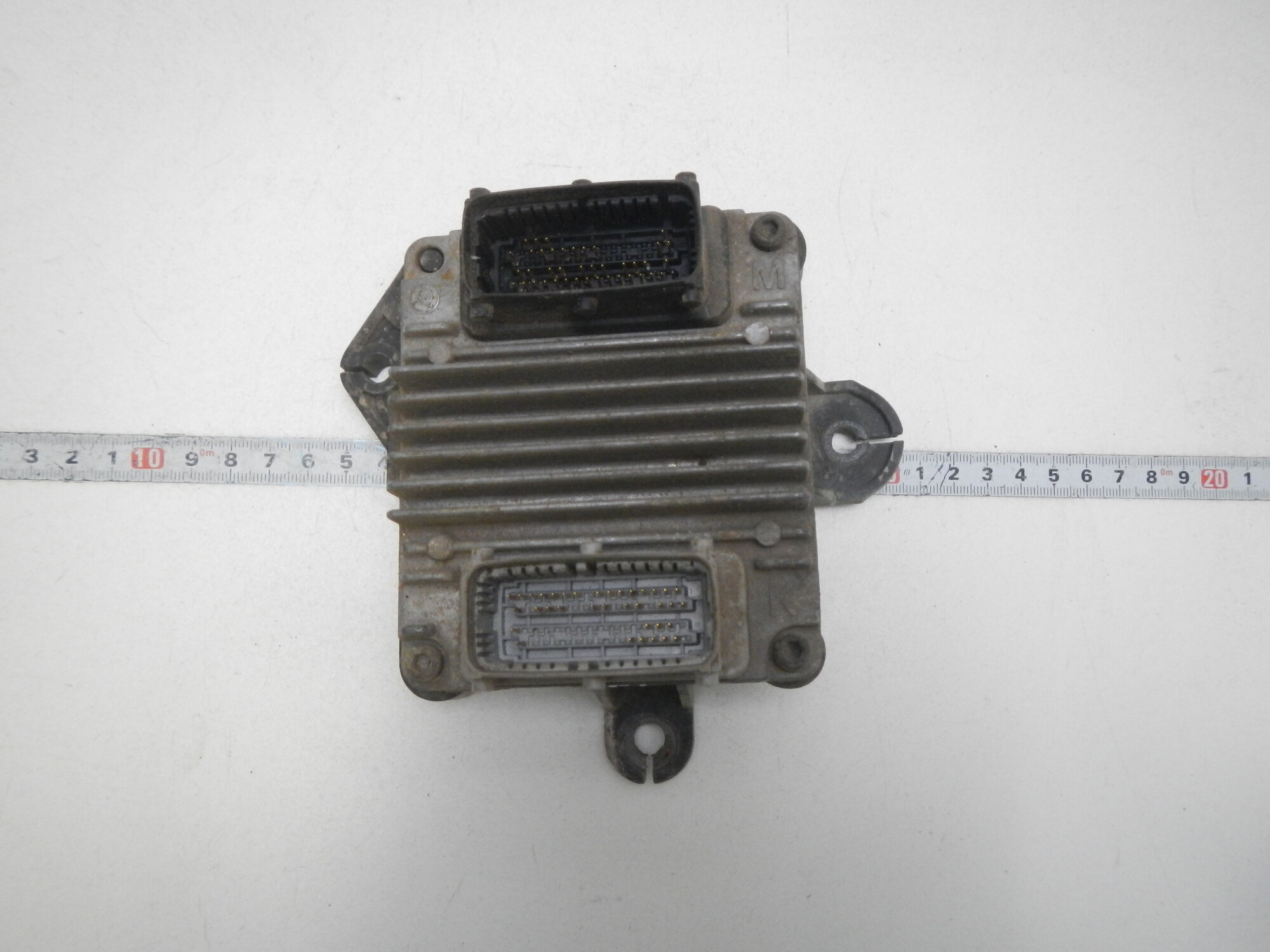 Б/У Блок управления двигателем, Chevrolet (Шевроле)-AVEO T250 SDN (05-11) CHEVROLET AVEO T250 SDN (05-11) c кронштейном Б.