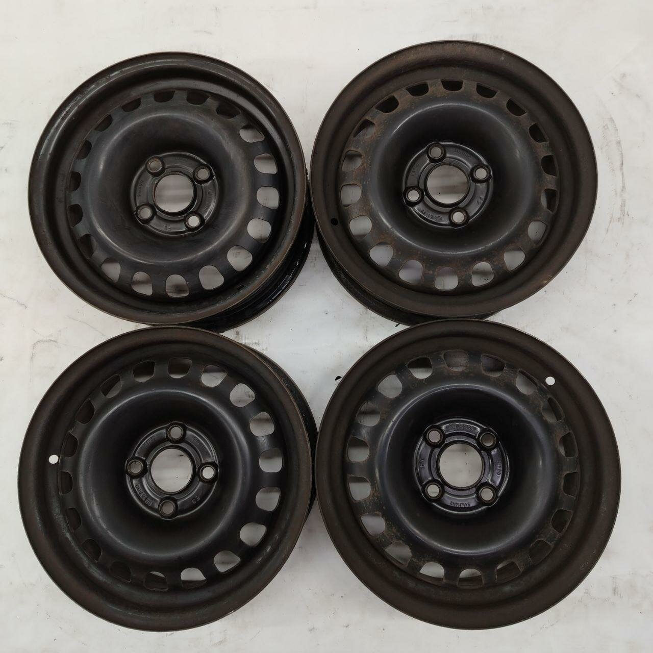 Колесные диски Штампованные 14x5.5 PCD 4x100 D56.6 ET39 (Реплика)