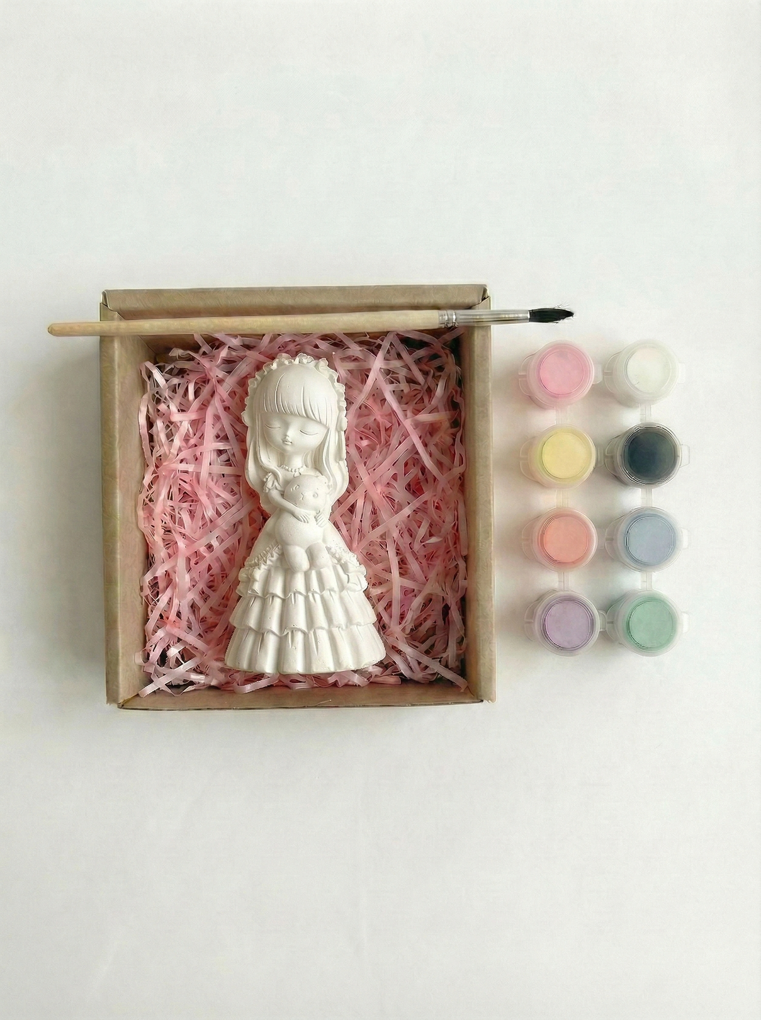 Подарочный набор "принцесса Y2K" 8 марта, гипсовая фигурка с 8 красками