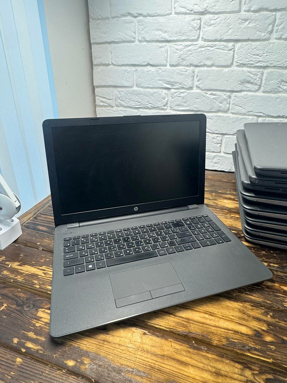 Ноутбук HP 250 G6 [16] Intel Core i3-7020U 2.30Ghz, SSD 256 gb,RAM 4 gb, серый, win10