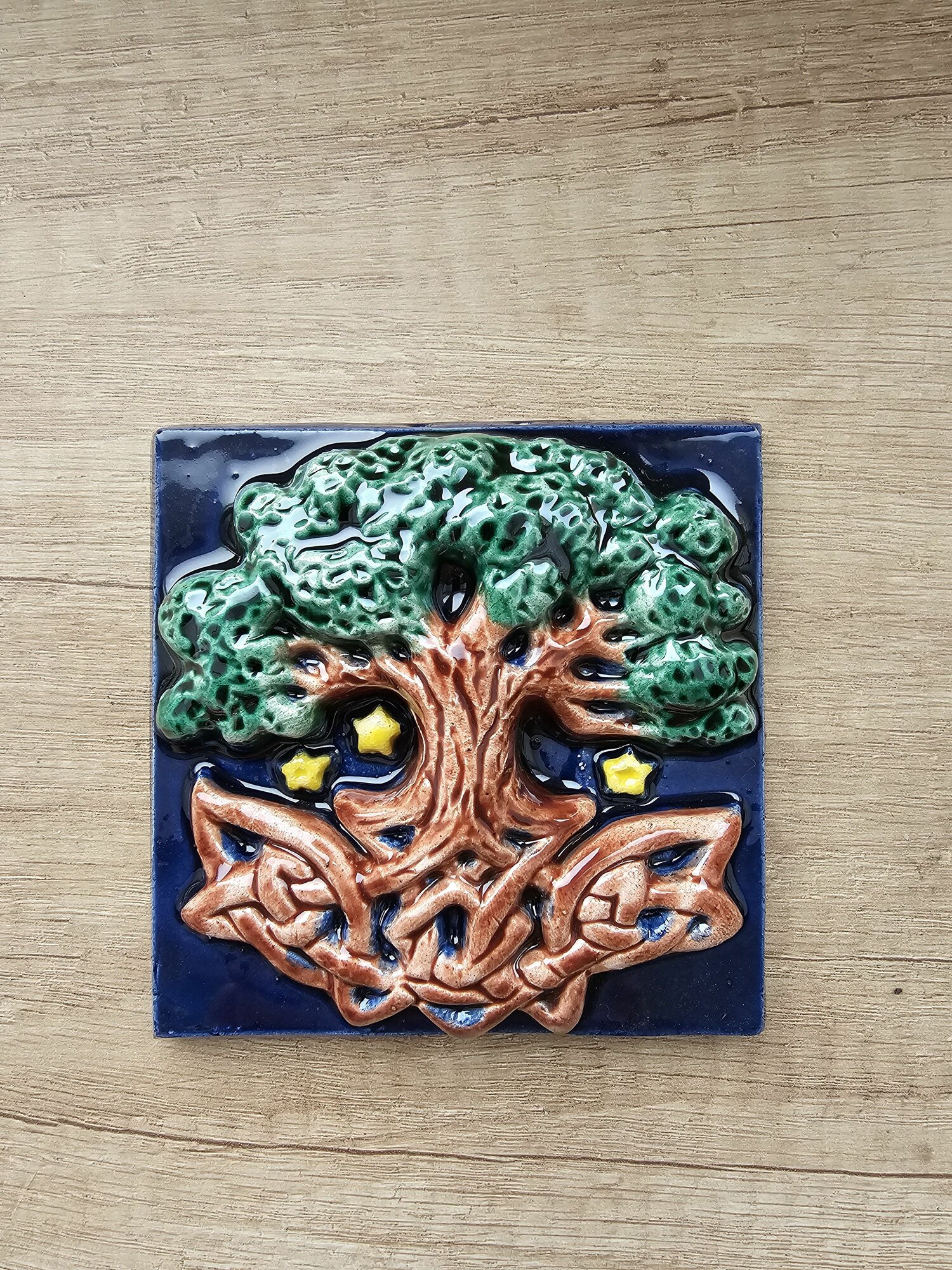 Чудо-дерево. Панно, изразец, настенный декор, плакетка, украшение настенное интерьерное. Ярославская майолика. Керамика ручной работы. Сделано в России.