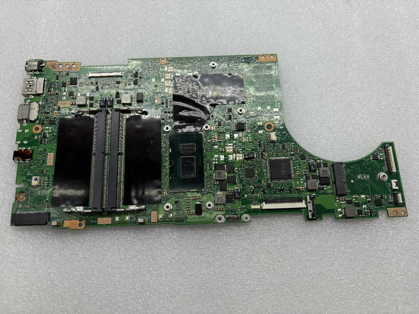 Материнская плата ASUS X510UNR i3-8130U(039969)