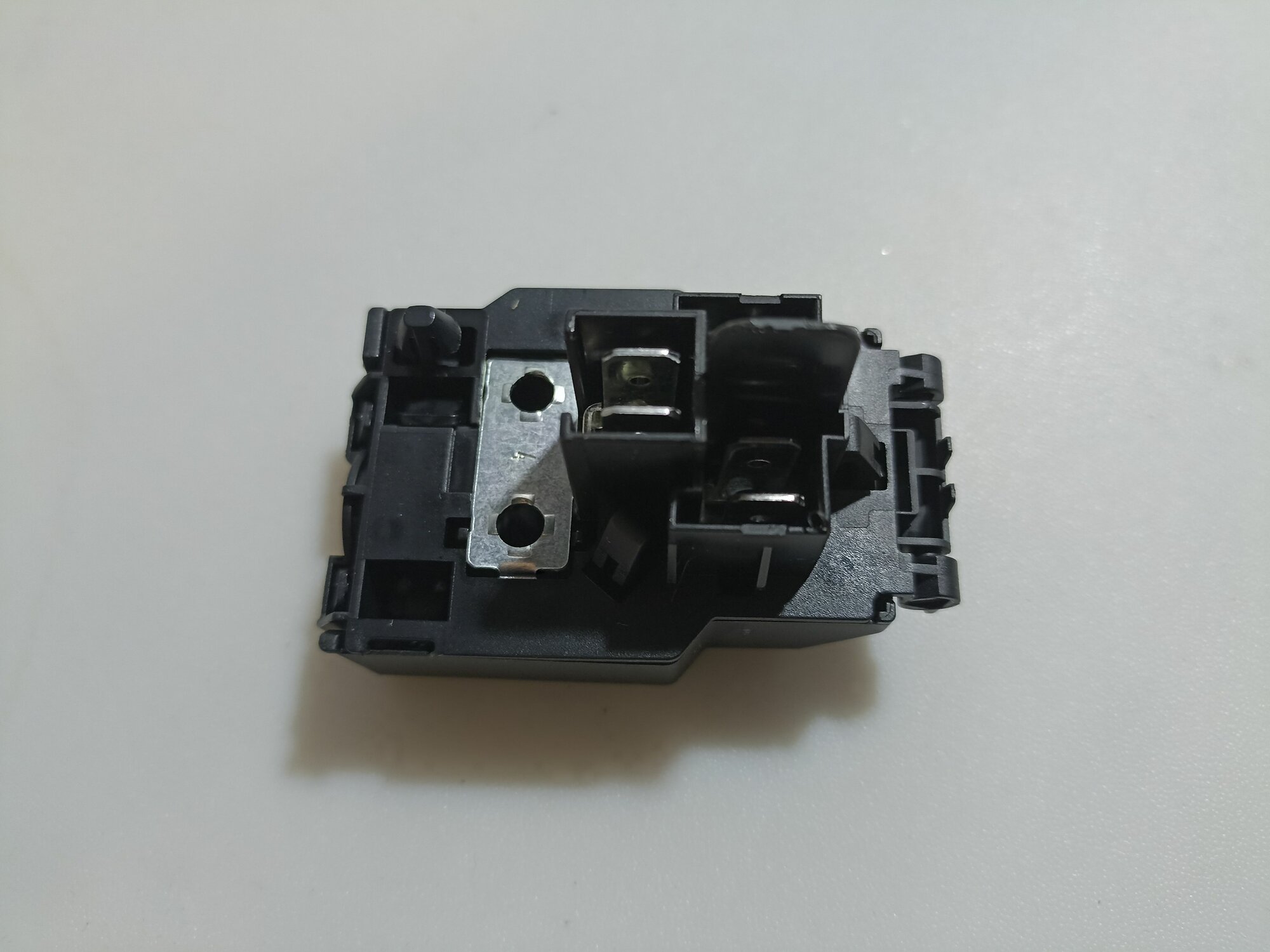Колодка клемная, для ДШ HANSA BOEW68411