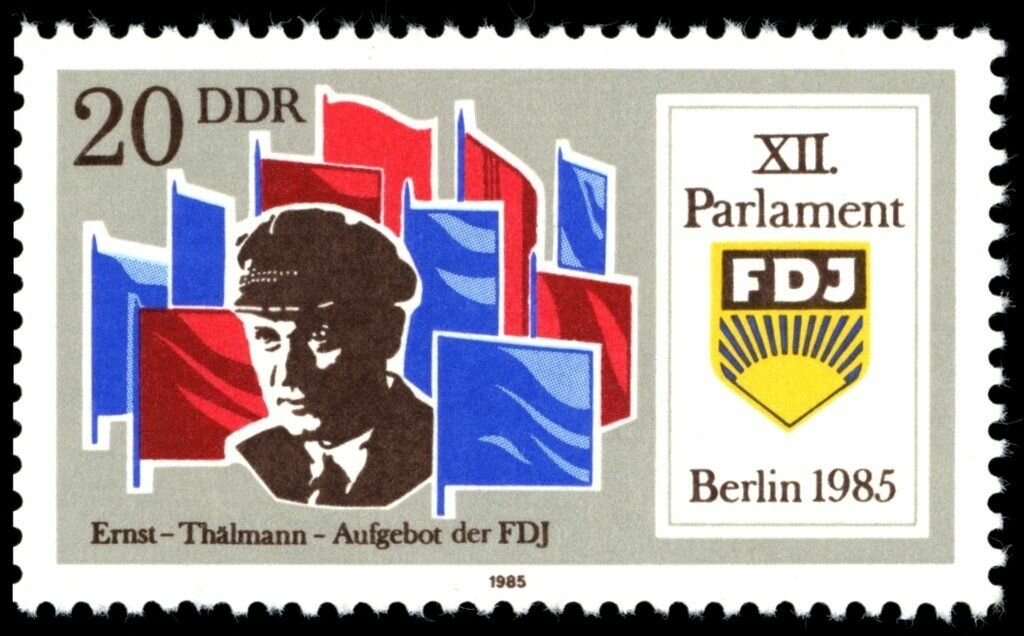 (1985-033) Марка Германия (ГДР) "Эрнст Тельманн" Молодежный парламент II гашеная