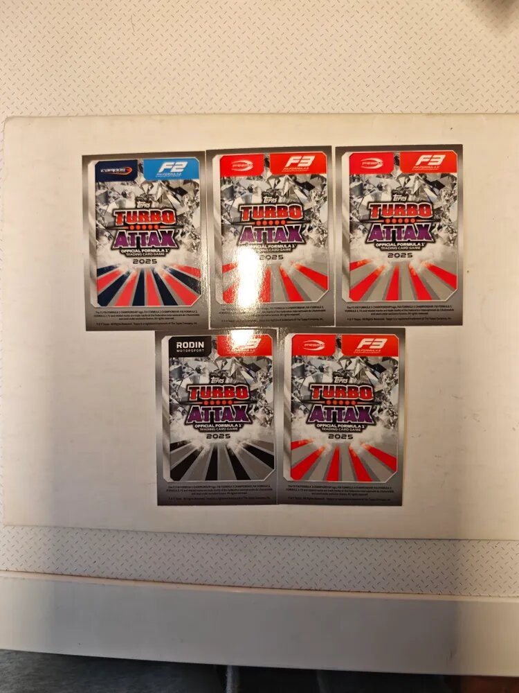2025 Topps Turbo Attack: Восходящая звезда
