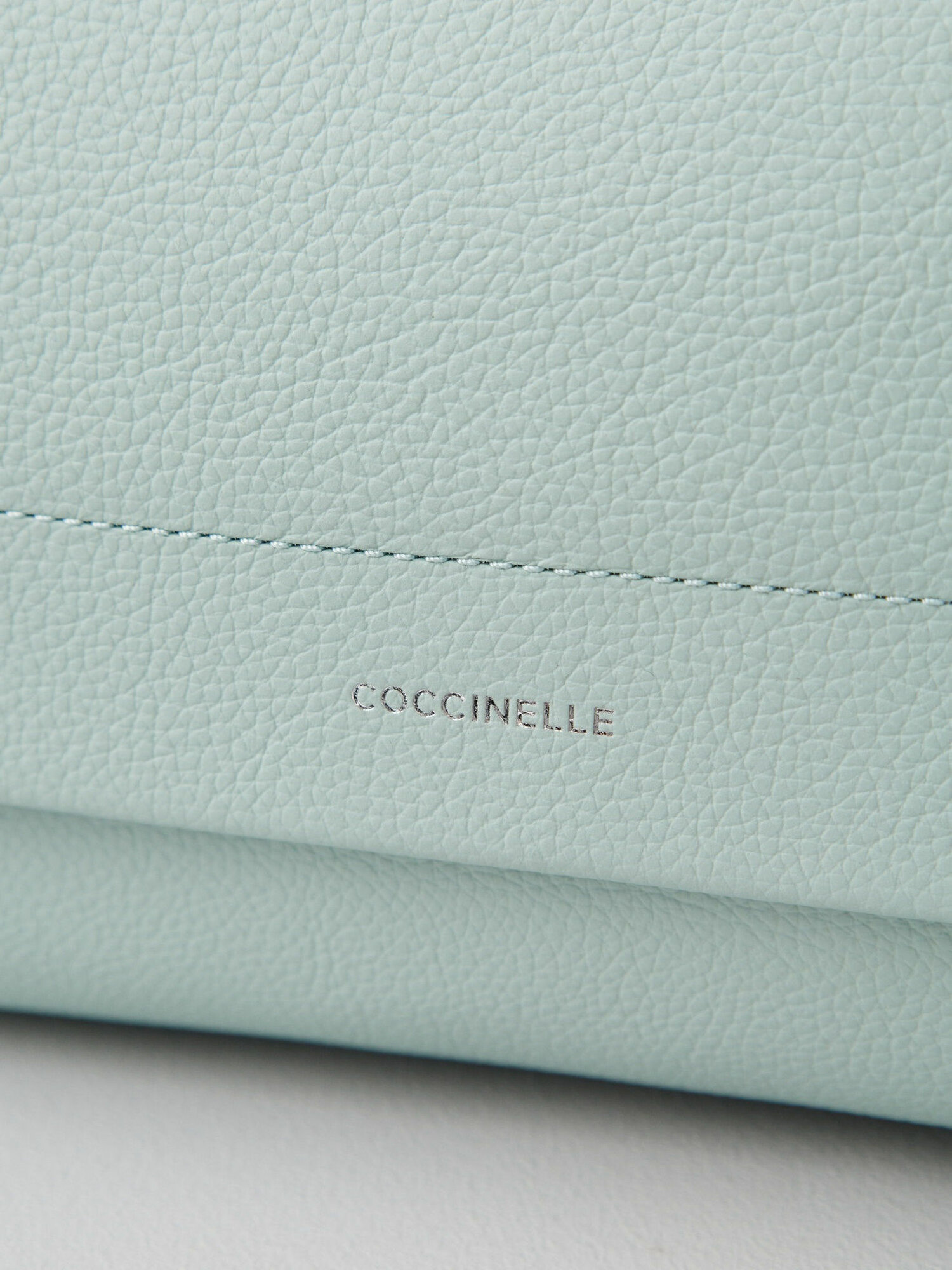 Сумка кросс-боди COCCINELLE, фактура зернистая, мятный — фото 1