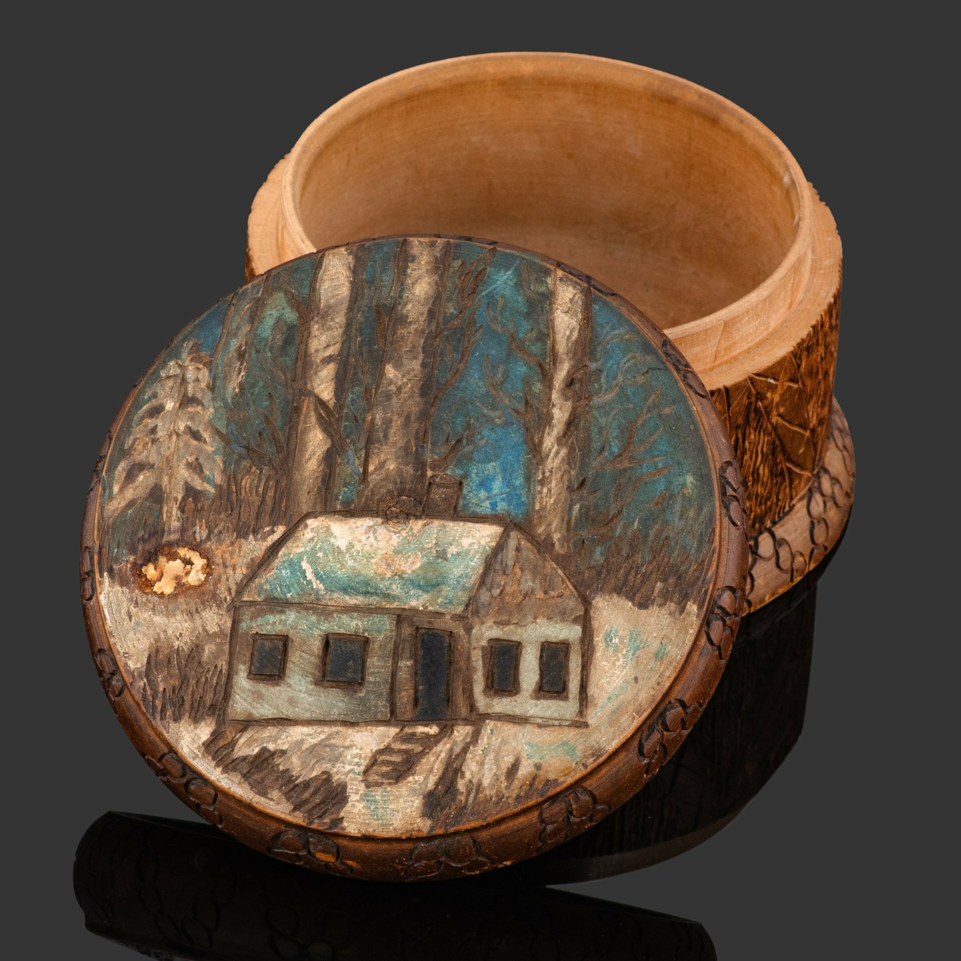 Шкатулка "Домик в лесу", резьба, роспись, Российская империя, 1912 г., дерево