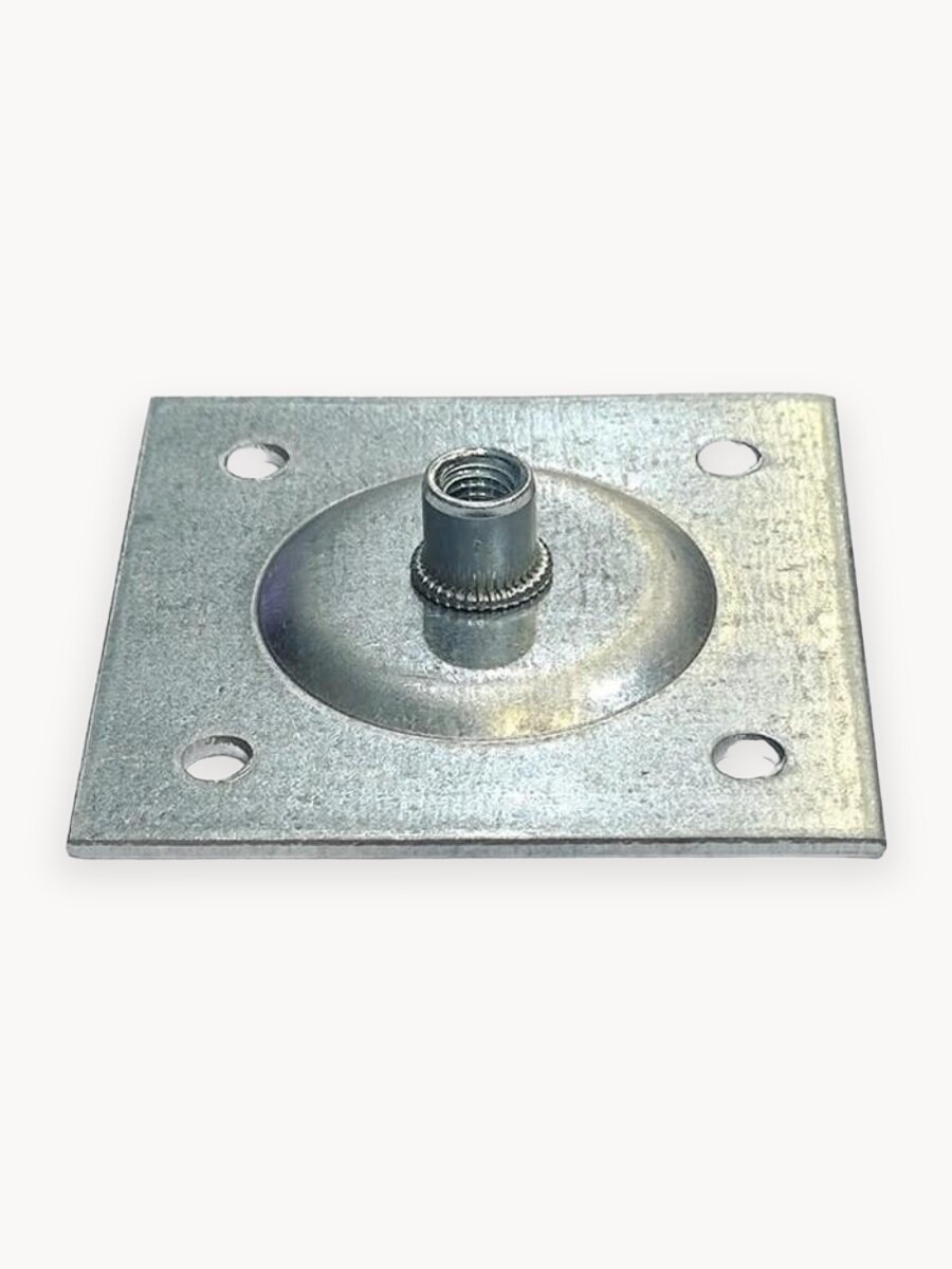 Пластина опорная (4шт.)/площадка с резьбой/с гайкой М6 облегченная 60х60х2мм оцинкованная