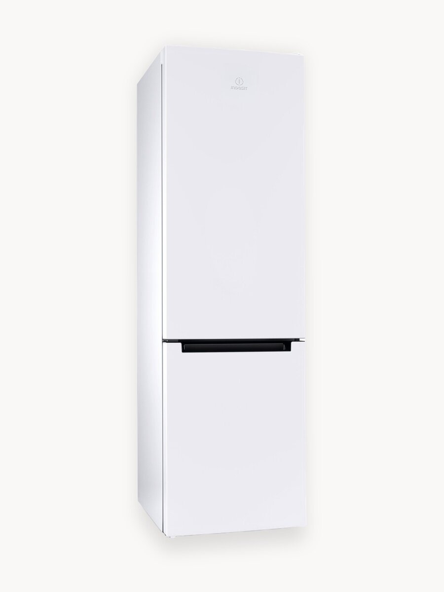 Отдельно стоящий холодильник Indesit DS 4200 W