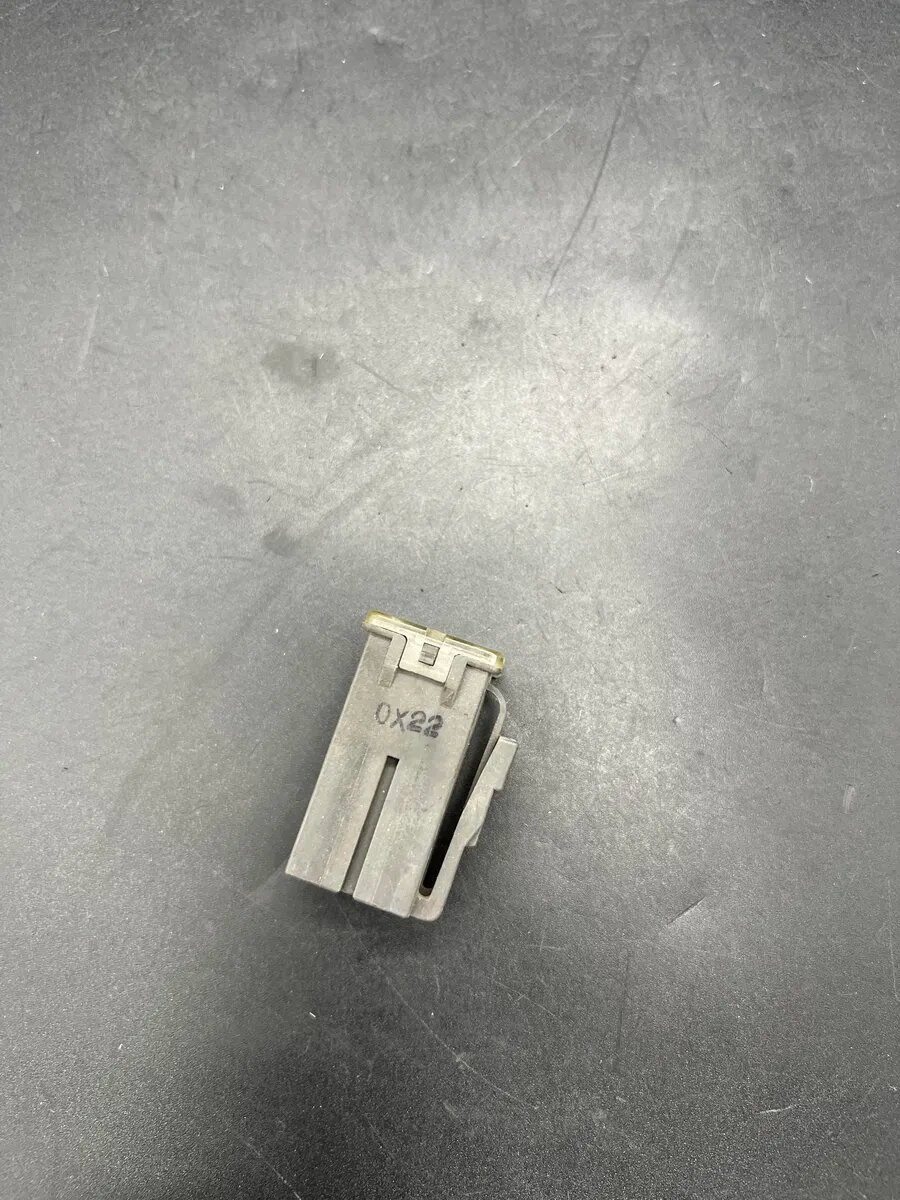 Предохранитель силовой ( 75A ) Контрактный Hitachi