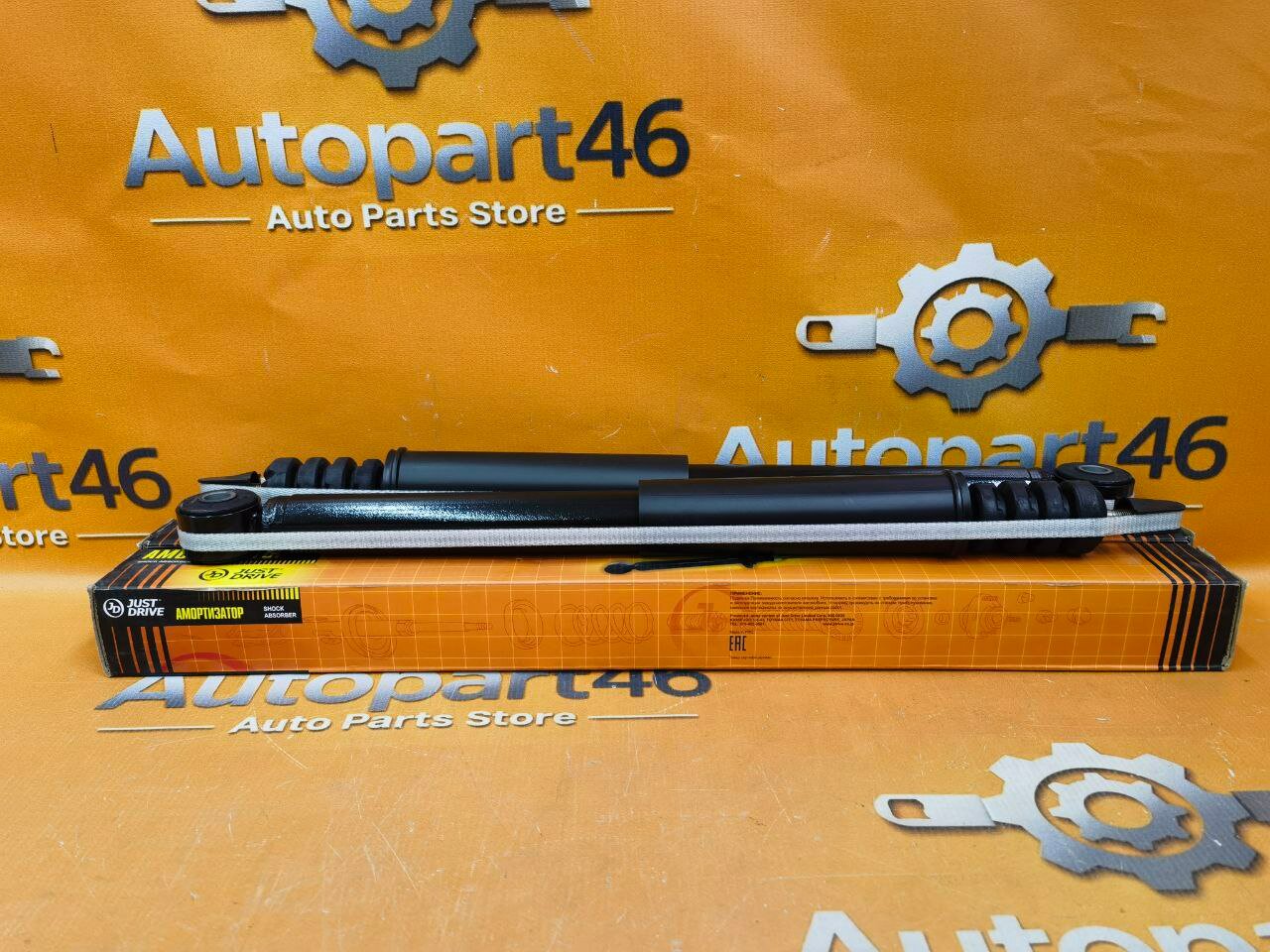 Амортизаторы задние в сборе Рено Дастер передний привод 2WD Renault Duster с 2011 комплект. Япония Just Drive