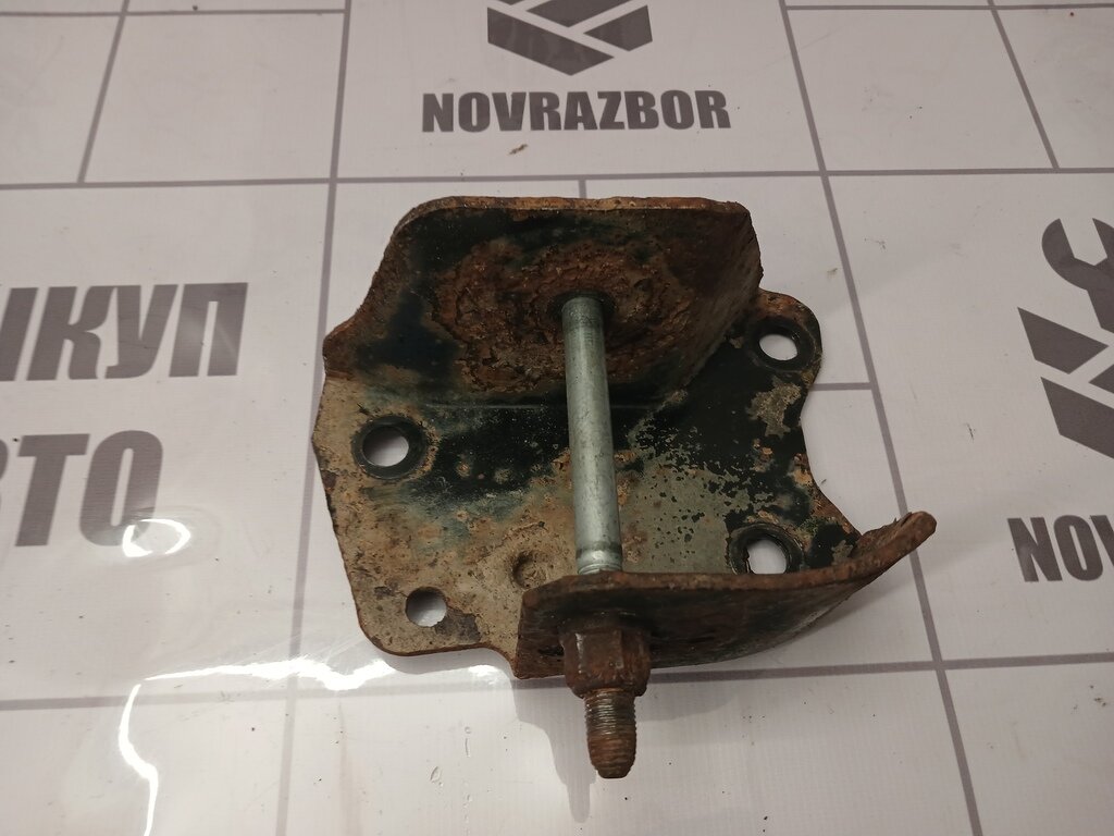 Кронштейн задней балки Renault Logan 2005-2014