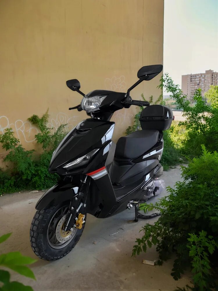 Скутер Jog Black 150 см3 (49,9 см3)