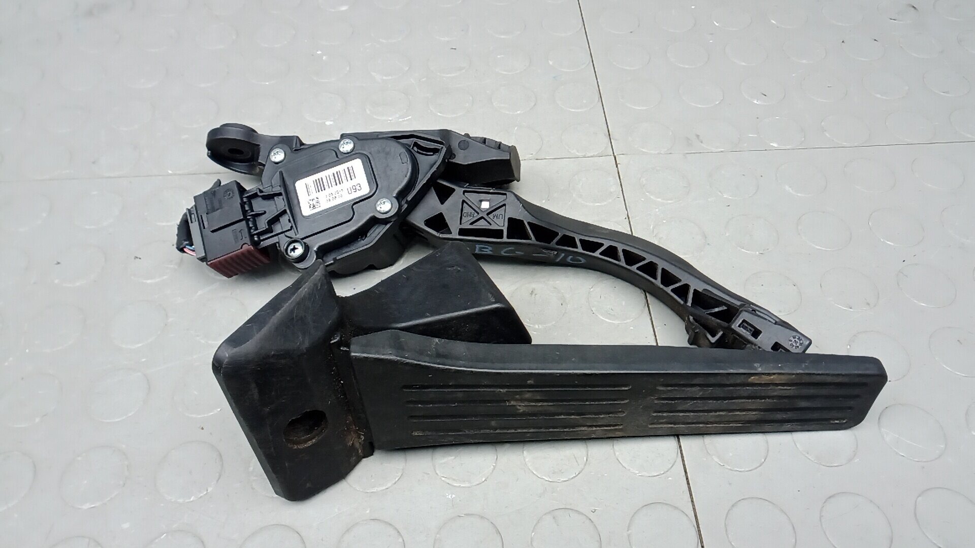 Педаль газа KIA SORENTO 3, Номер 32700C5930