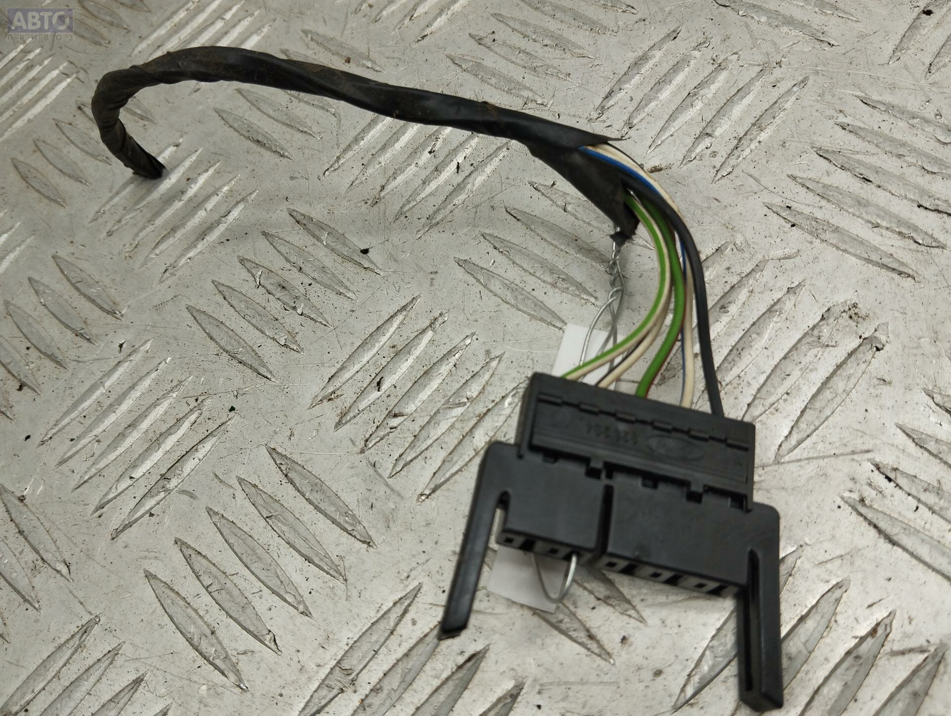 Разъем (фишка) проводки Ford Focus 1 (1998-2005)