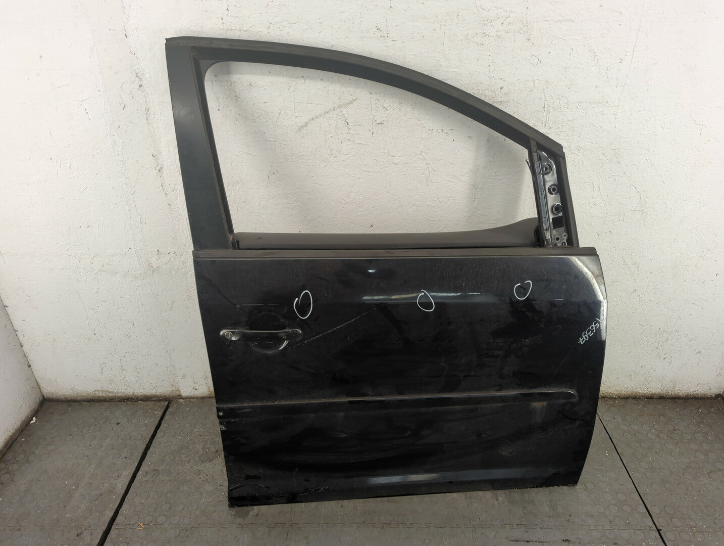 Дверь боковая (легковая) правая передняя Volkswagen Touran Б/У