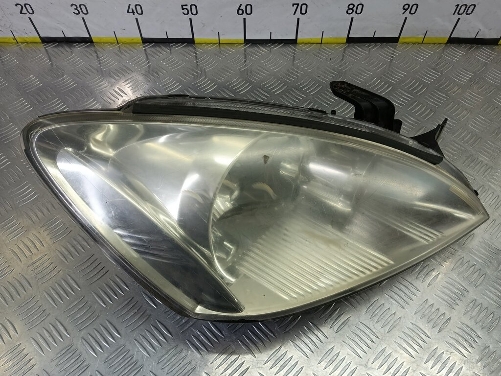 Фара передняя правая Б/У для MITSUBISHI LANCER IX рестайлинг (2005—2010) MN161670