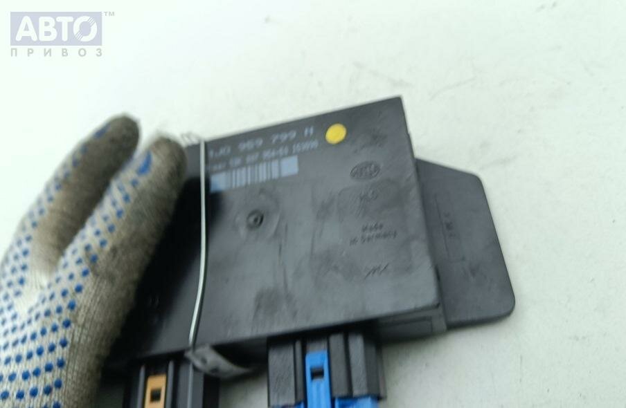 Блок комфорта Volkswagen Passat B5