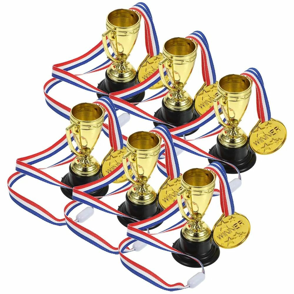 12 шт. Мини-пластиковые призы для детей, маленькие медали, детские подарочные награды, трофей, золотой (6 трофеев + 6 медалей)