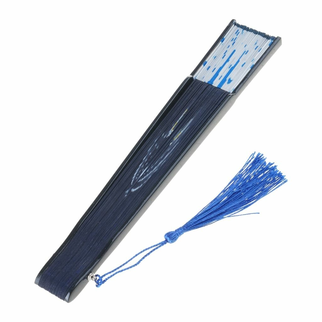 Краска в японском стиле и складной веер от ветра -два голубых цвета