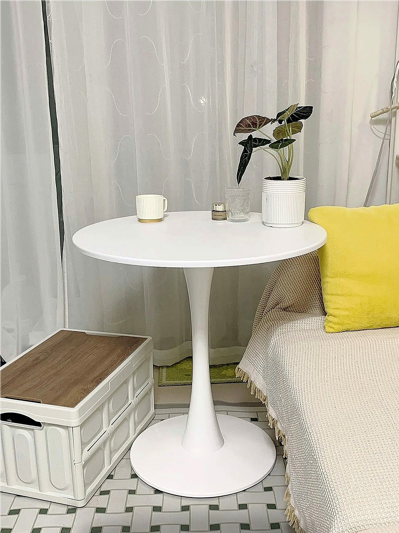 Обеденный стол круглый 70х70х74 см, МДФ, белый/черный