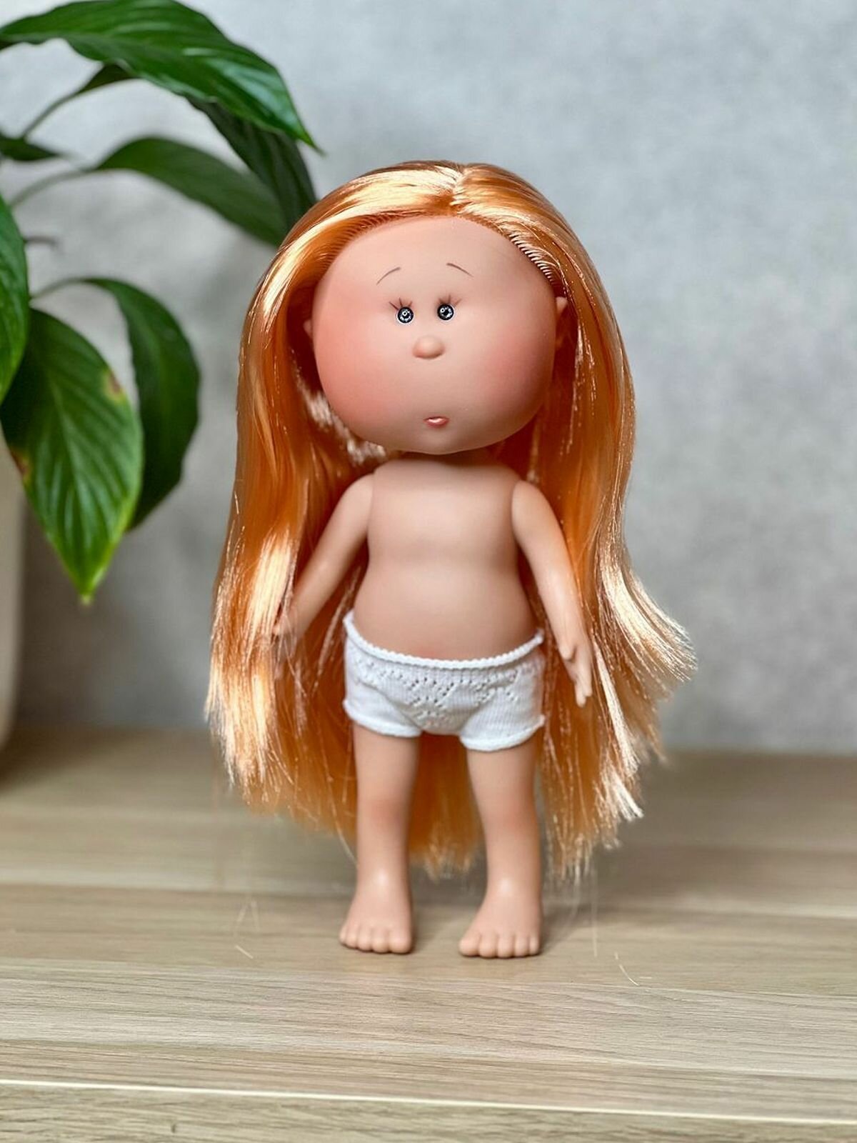 Кукла для девочки виниловая 30 см Мия без одежды