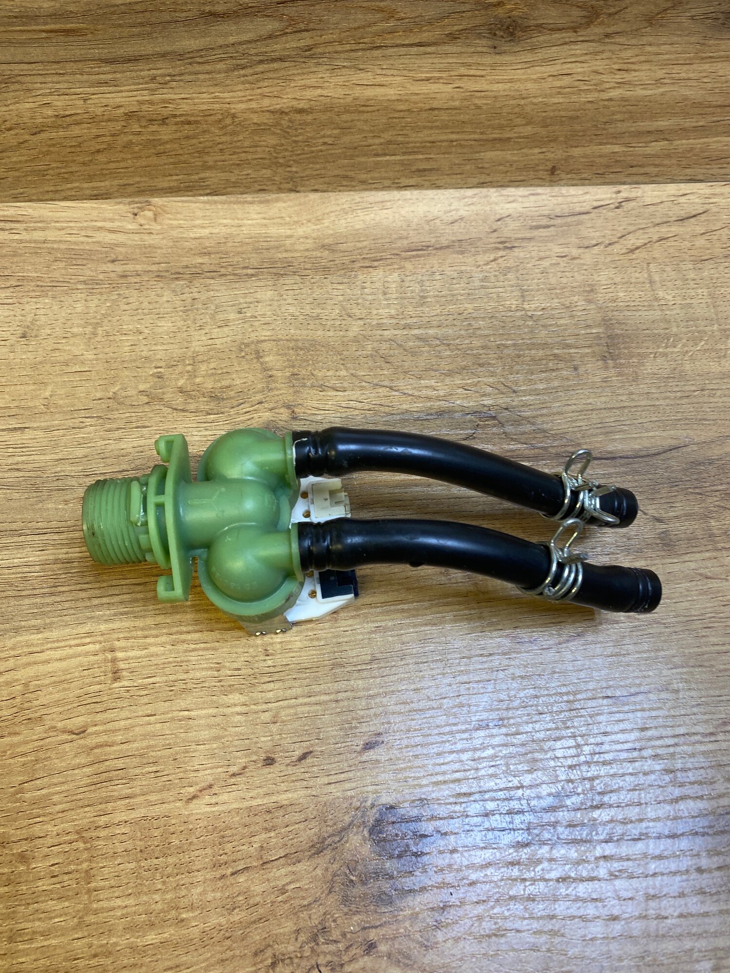 Клапан подачи воды для стиральной машины Indesit CS4105 D1/2-07, оригинал, б/у