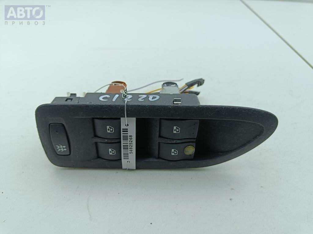Блок кнопок управления стеклоподъемниками Renault Laguna 2 (2001-2007)