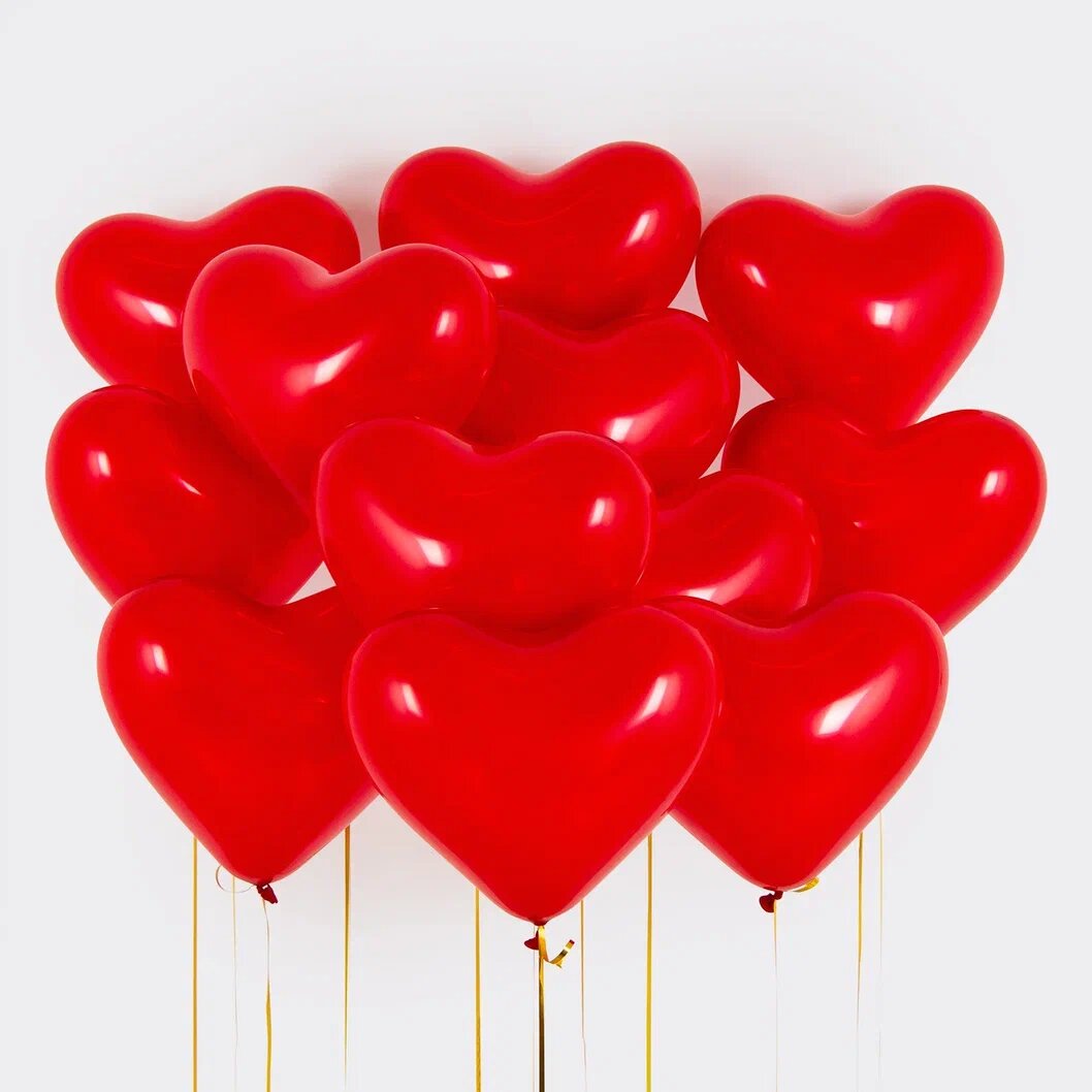 Облако красных сердечек