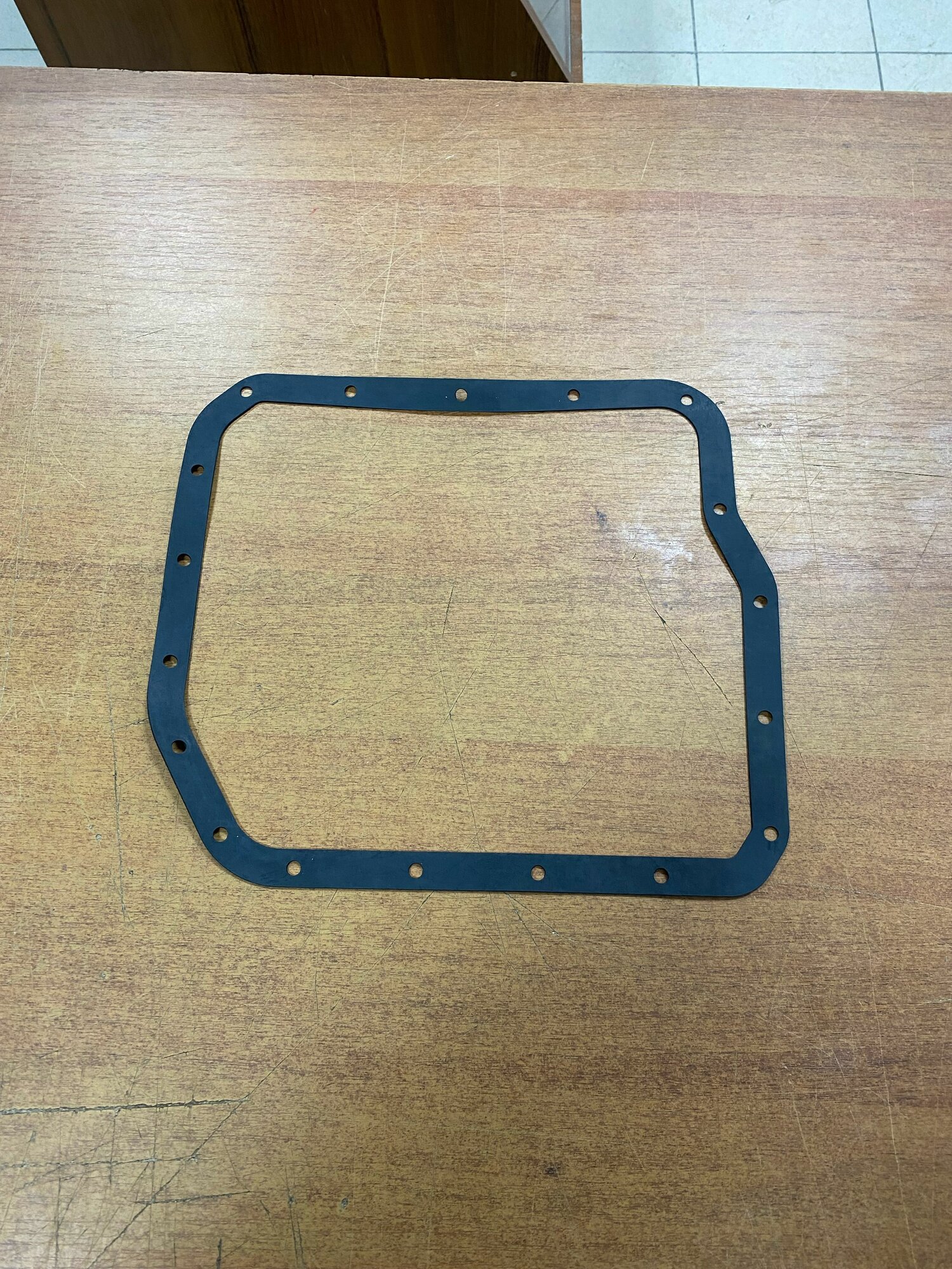 Прокладка АКПП Toyota Avensis T250, Camry v40 v30 U250E
