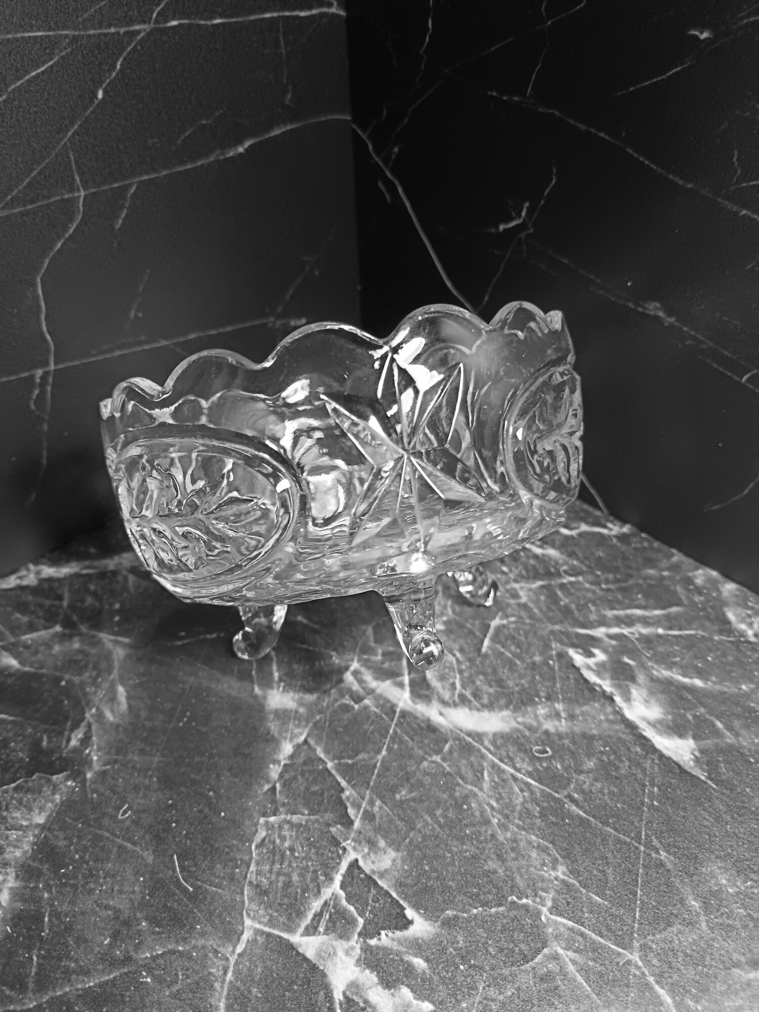 Хрустальная ваза - конфетница на ножках, СССР, винтаж