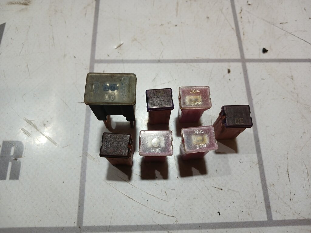 Предохранитель Chevrolet Lanos 2004+